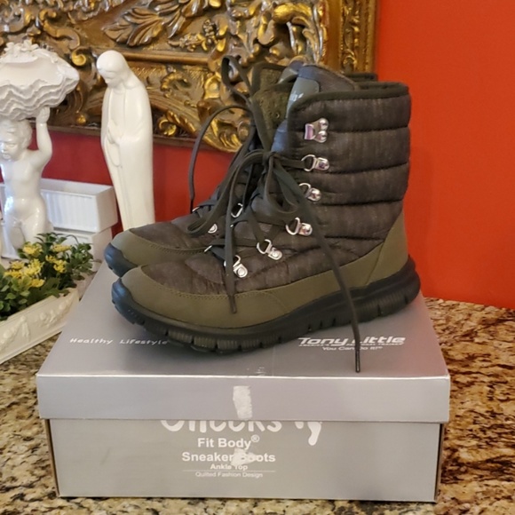 Tony Little | Shoes | Tony Little Cheeks Puffer Boots | Poshmark